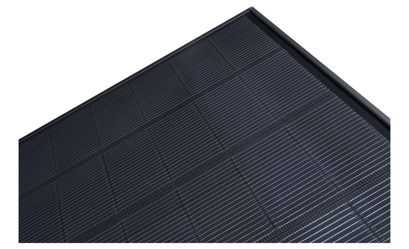 REC Alpha Pure-R Series – Wind & Sun